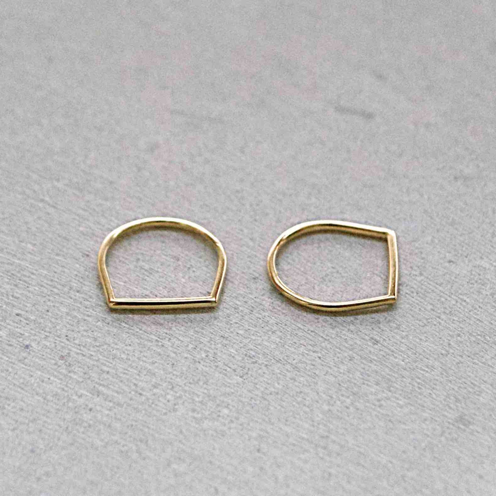 iloveblossom FUN WITH GEOMETRY RING // square // gold | selekkt.com