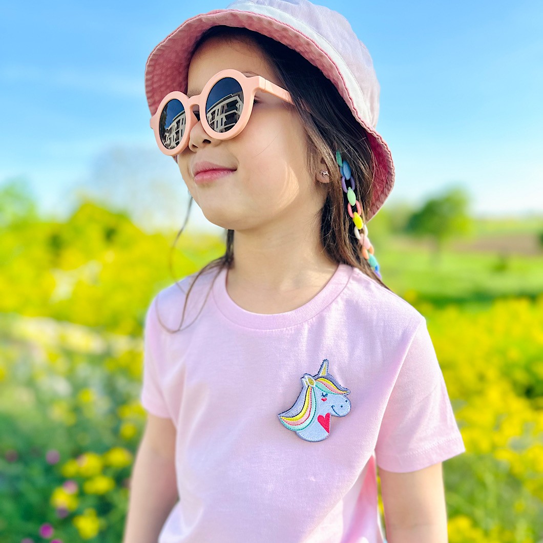 Kids Fun T-Shirt "Bubblegum Bliss 2" mit Zwei Austauschbaren Patches ...