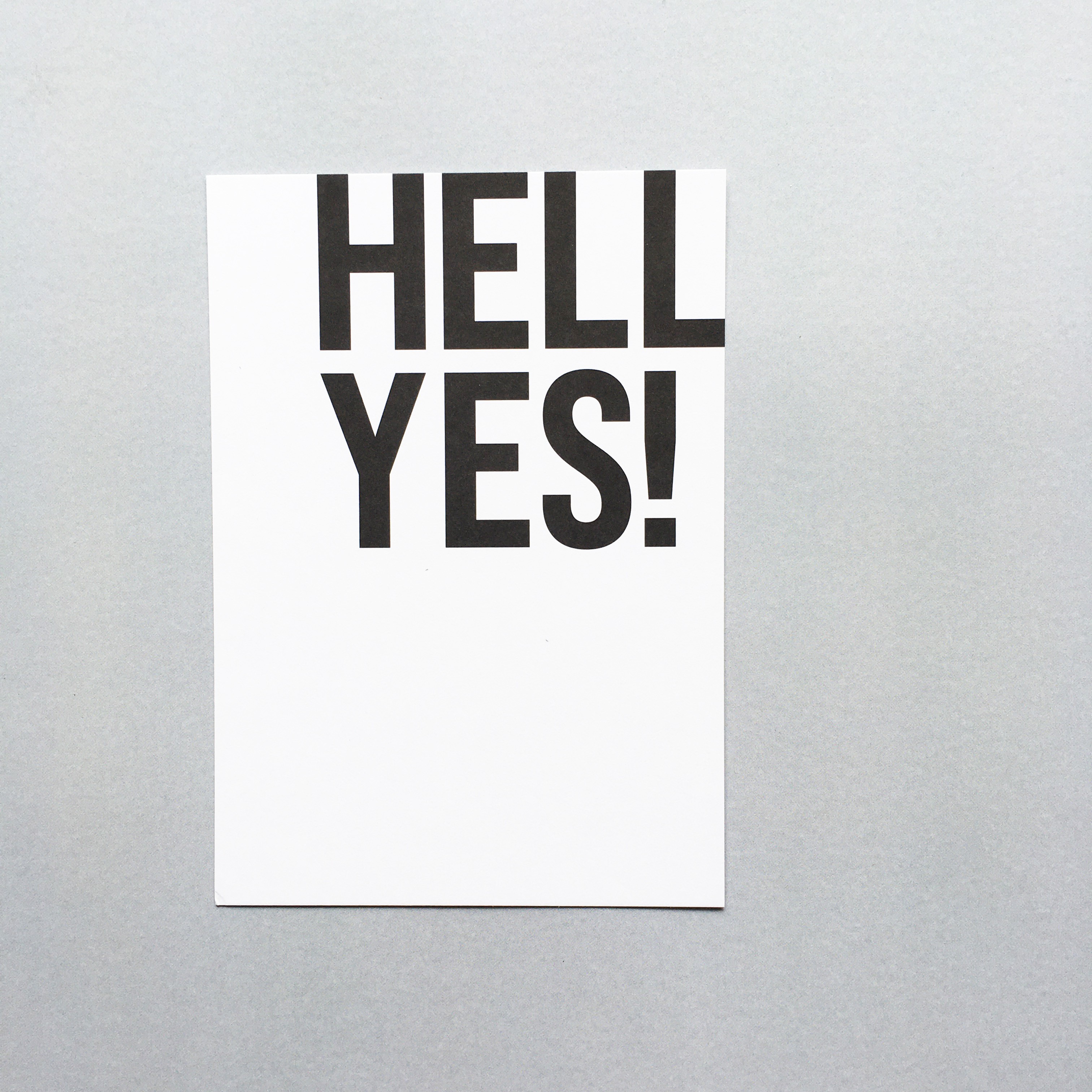 Love is the new black - Postkarte - Hell yes | selekkt.com